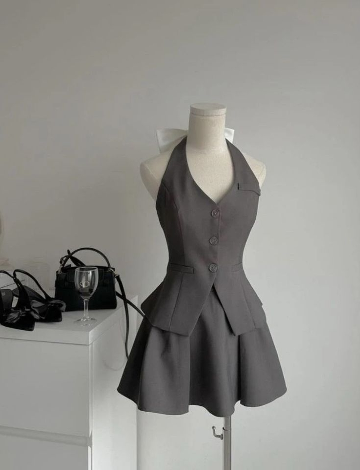 Simple Ways to Turn Fashion Mannequin Into Lifelike Models